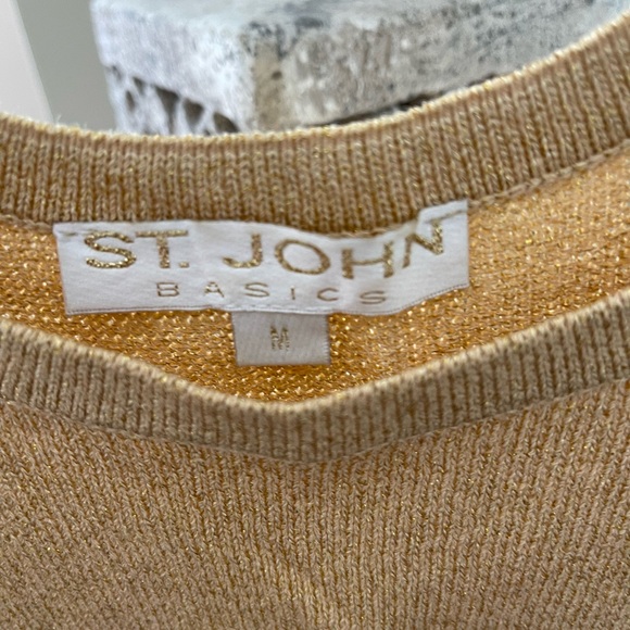 Tops | St John Tank | Poshmark